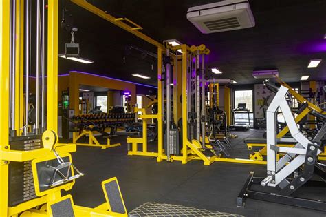 unit 8 gym clubright