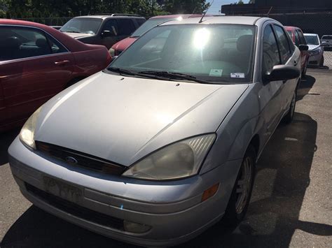 2001 Ford Focus Se 4 Door Sedan Grey Vin 1fafp34351w147205