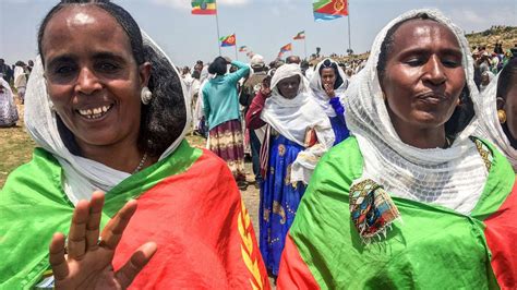 Download Eritrea Women Wallpaper