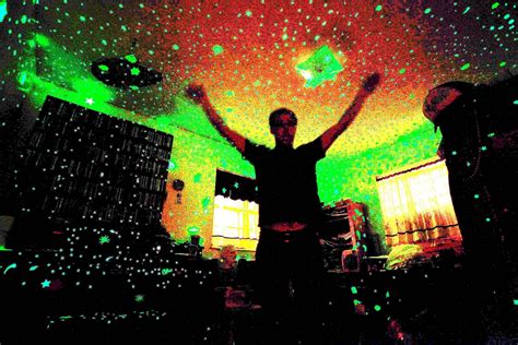 23 Glow In The Dark Rooms Ideas Glow In The Dark Room Glow In The