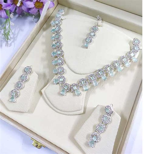 Zircon Necklace Set