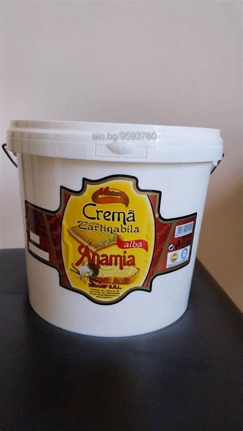 Течен шоколад Стоки и суровини на едро Благоевград Предлагаме течен шоколад бял и кафя