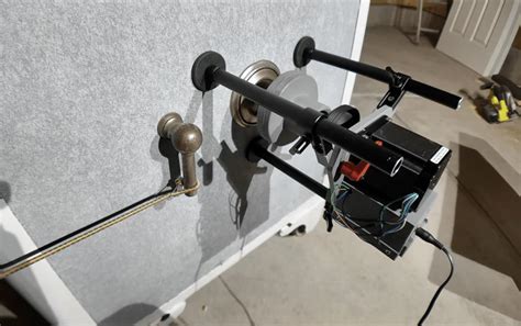 Forgot Your Safe Combination This Arduino Controlled Autodialer Can Crack Arduino