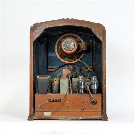 1938 Zenith 12s232 Waltons Tombstone Radio