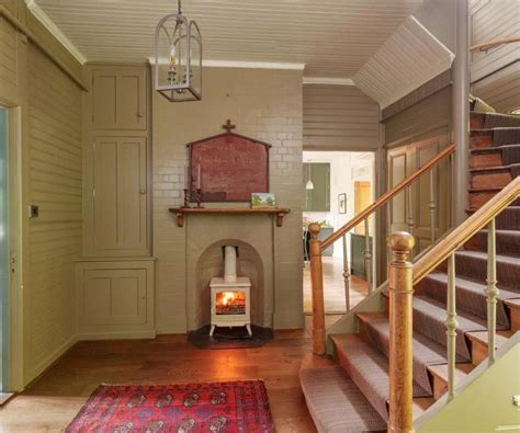 Otis And Jeans ‘sex Education House Is For Sale