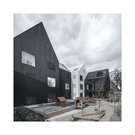 S M R B L O M S T E N Behance