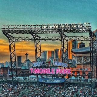 Seattle Neighborhoods And What To Eat Shop And See An Emerald City Life