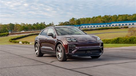 Review: 2024 Porsche Macan Electric eases the electric transition