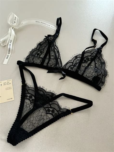 2024 сексуальный комплект с бюстгальтером с вырезами собранный Бралетт