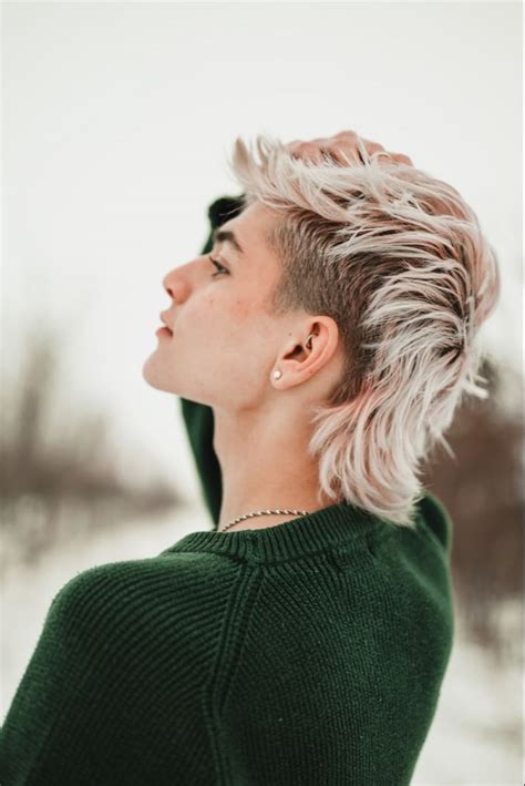 Pin By Cry Enid On Hair Styles Queer Hair Hair Inspiration Short