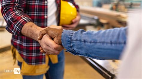 How To Choose The Best Contractor For Your Hoa