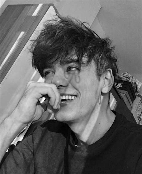 صور شباب فخمه صور شباب سوداء 2023