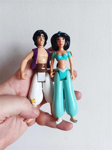 Aladdin And Jasmine Disney Aladdin Disneymattel Collectible Figures