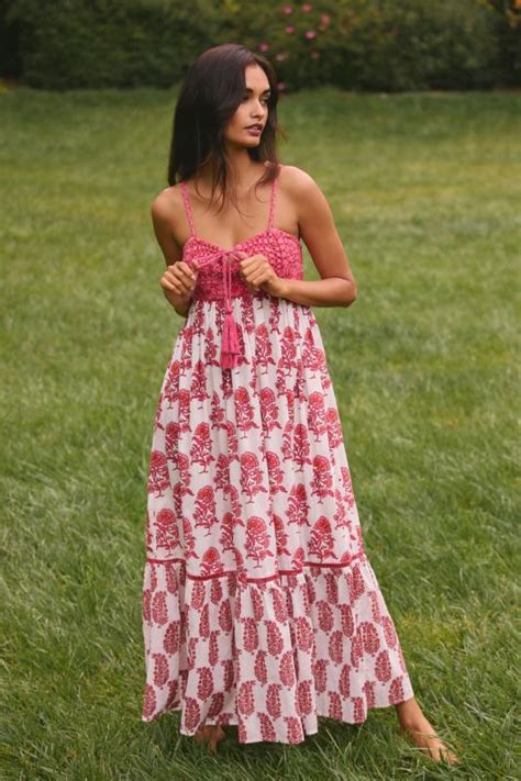 Ros Garden 뉴기니 맥시 드레스 앤트로폴로지 한국 공식 스토어 유니크한 여성 패션 및 라이프스타일 편집샵 200개이상의 프리미엄 브랜드 여성 의류