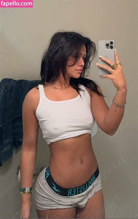 Demi Non Nude Shesfreaky