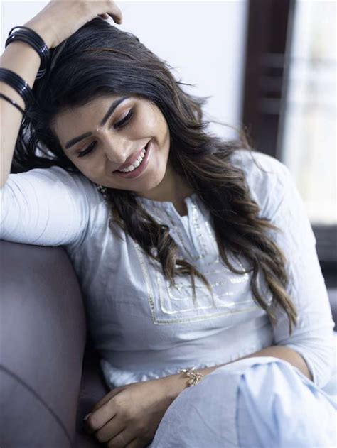 sharanya shetty photos find latest hd images pictures stills and pics