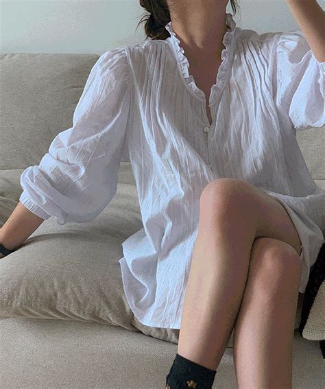 르헤르 단독 Lè Made 르제인 프릴 블라우스