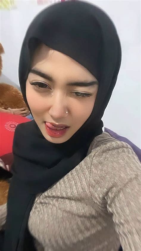 Hijab Viral Curvy Model Modern Hijab Fashion Muslim Women Hijab