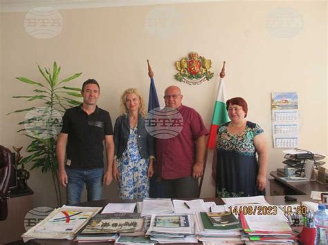 Министърът на туризма Зарица Динкова е на работно посещение в община Шабла Утро