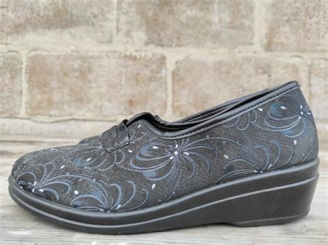 Шикарні капці Ronde — ціна 390 грн у каталозі Капці Купити жіночі речі за доступною ціною на