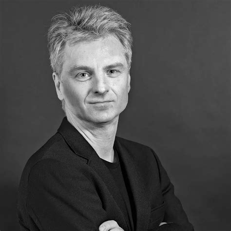 bayesian outcome adaptive randomization designs iddi