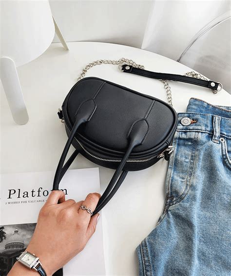 자체제작당일발송 2col 투웨이 볼링백 데일리 크로스 체인백 토트백 여행보조가방 여행 핸드백 데이트룩 손가방 원피스 캐주얼 패션룩 산책가방 미니백 Mo2186 에이블리