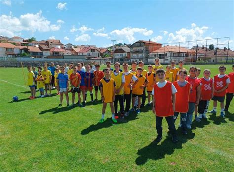 ООУ „НИКОЛА КАРЕВ“ Општинско основно училиште „Никола Карев“ Радовиш