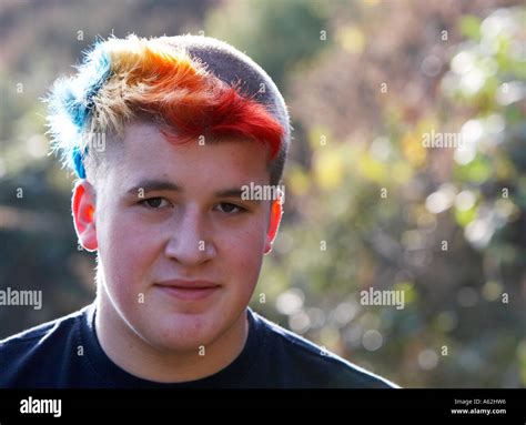 Frisur Mann Stockfotos Und Bilder Kaufen Alamy