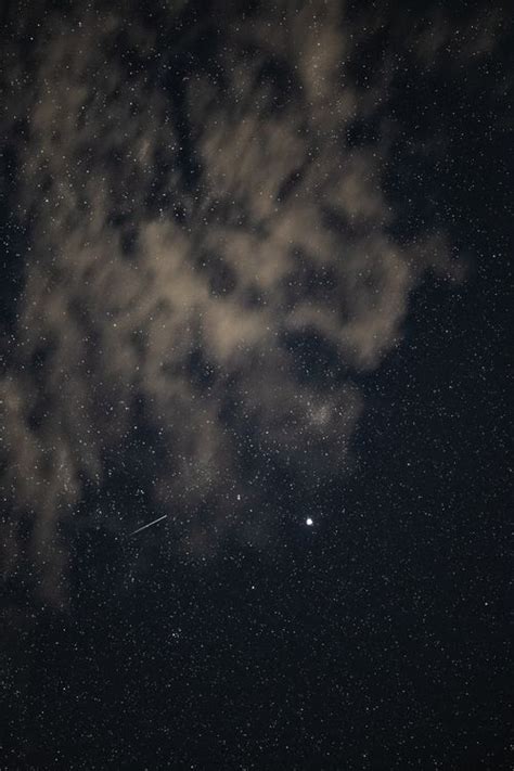 4 828 Fotos Y Imágenes De Cielo Nocturno Con Estrellas Gratis · Banco