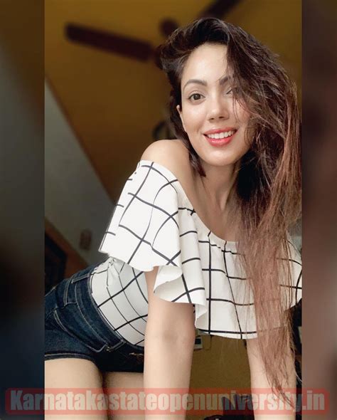 Munmun Dutta Wiki Biography Age Height Weight Husband Boyfriend Family Networth Current