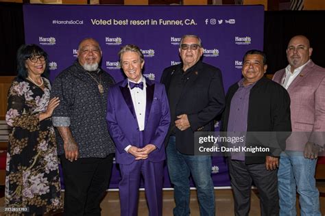 Martin Short Poses With Members Of The Rincon Band Of Luiseño Indians