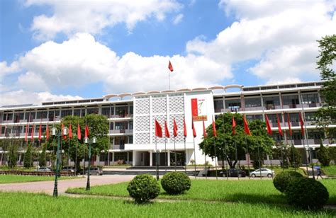Đại học Bách khoa Hà Nội tăng học phí cao nhất triệu đồng năm Đài phát thanh và truyền
