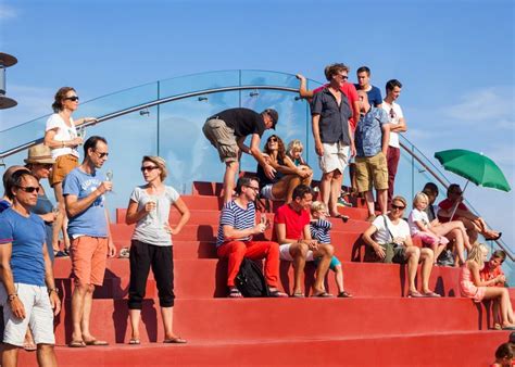 The Couch Tennis Club By Mvrdv Clubhouse Design Club House Tennis Clubs