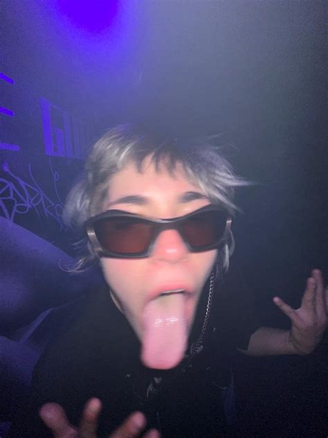 Here She Reveals Xiaomi Porno