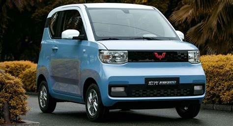 Tiny Wuling Hongguang Mini Ev Has Locked In 50000 Orders Carscoops