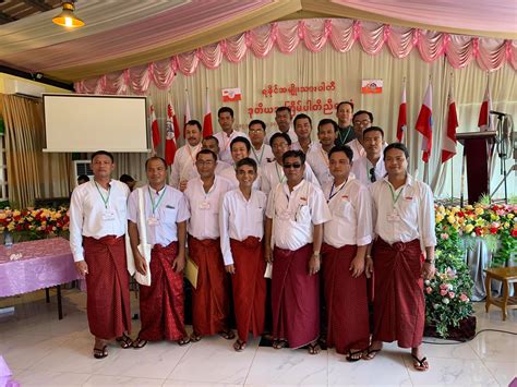 Myanmar ရခိုင်အမျိုးသားပါတီ Anp ၏ မူဝါဒရေးရာဦးဆောင်ကော်မတီဝင်တစ်ဦးလည