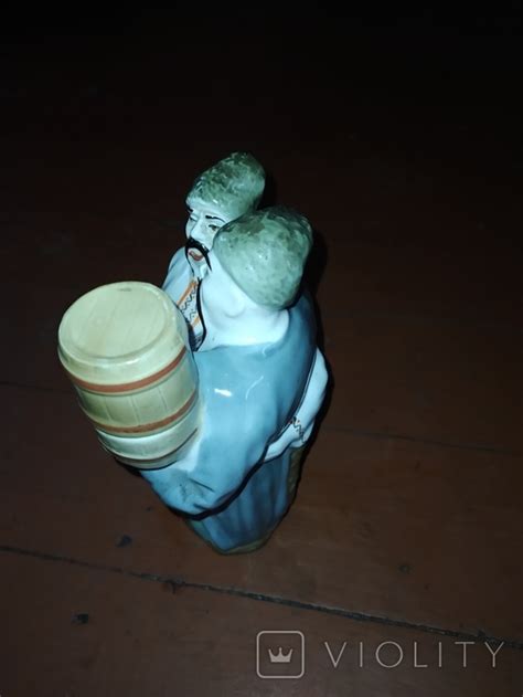 Продам фарфорову статуетку 112657008 купить на Violity