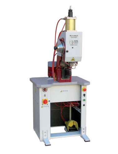 Riveting Machines