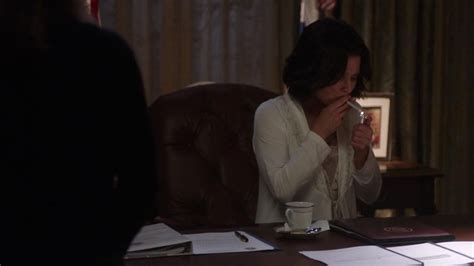 Julia Louis Dreyfus Veep S5e6 Rprettyfamoussmokers