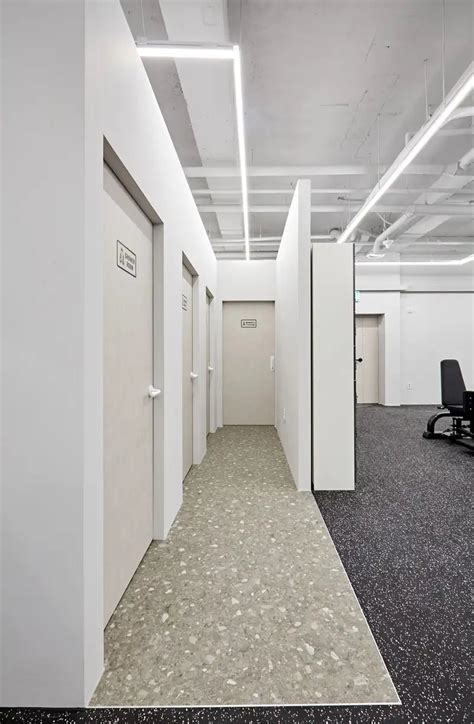 블랙and화이트톤 깔끔한 50평 피티샵 인테리어 강서구 등촌동