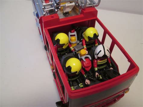 Lego City Fire Truck Toy With Fireman Figurines