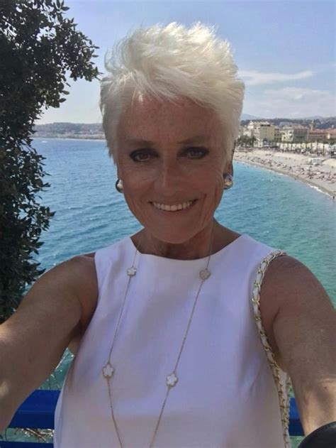 Pin By Stephanie Smedley On Short Hair Likz In 2022 Short Hairstyles