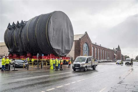 Uk Major Section Of Dreadnought Class Submarine Hms Dreadnought Completed