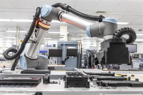 Canada Puts 59 9m Into Ibms 1b Quebec Semiconductor Packaging