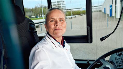 Dein Quereinstieg Als Busfahrerin Bei Der Db