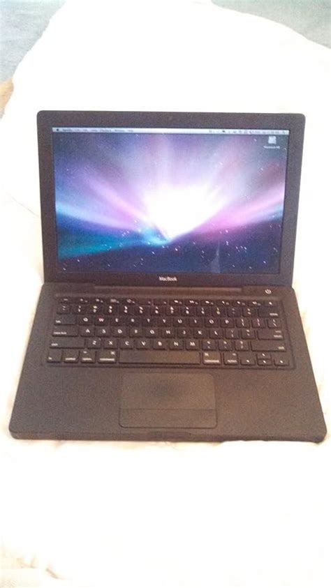 Amazon Com Apple MacBook Black 2 2GHz Intel Core 2 Duo 1GB 160GB SD AP BT Electronics