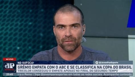 Você Está Em Um Time Que Jornalista Do Centro Do País Viraliza Com Recado Dado Para Adriel