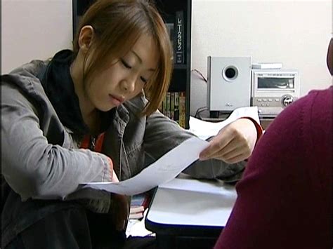 Sexにまつわるナマナマしい話し 暴走族・おとし前で輪される女独身寮の好色まかない婦障害者男性と肉欲の熟女ヘルパー｜エロ動画・アダルト