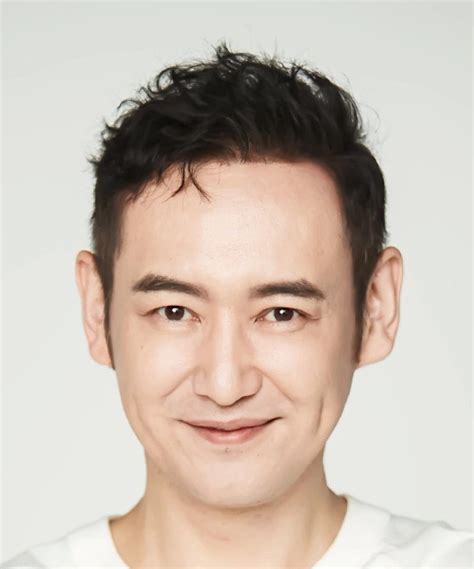 Zheng Zhangs Instagram Twitter And Facebook On Idcrawl