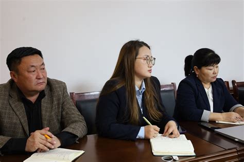 ХҮҮХЭД ХАМГААЛЛЫН ЧИГЛЭЛЭЭР ХИЙГДЭЖ БАЙГАА АЖЛЫН ҮР ДҮНГ САЙЖРУУЛАХ САЛБАР ДУНДЫН УЯЛДАА